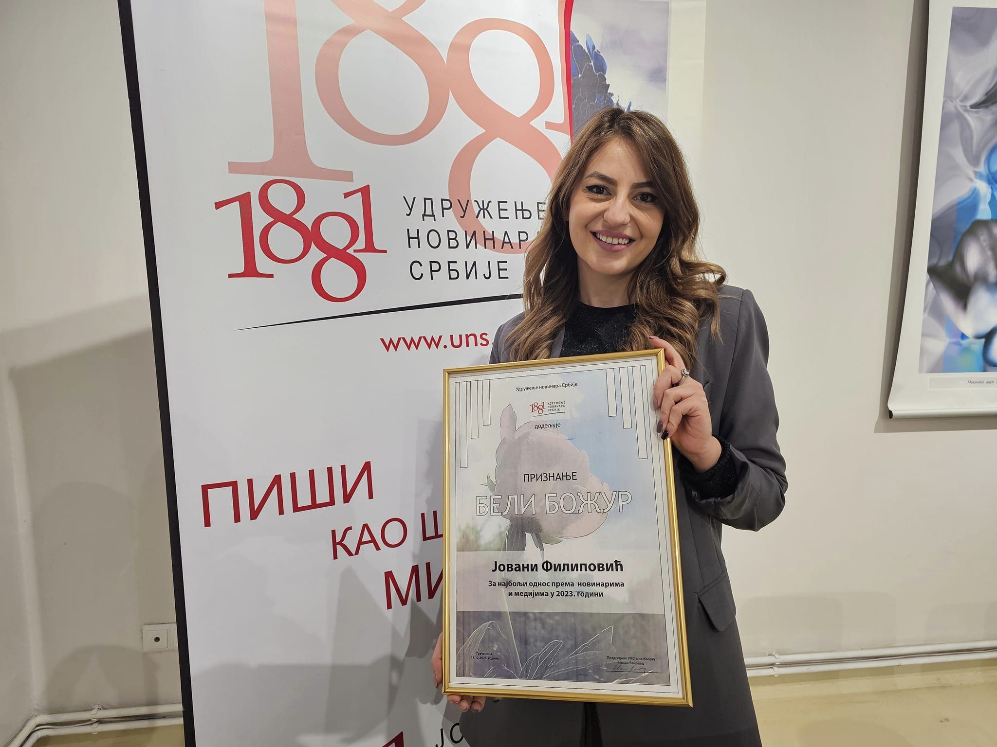 „Beli božur“ uručen advokatici Jovani Filipović, „Crni božur“ i ove ...